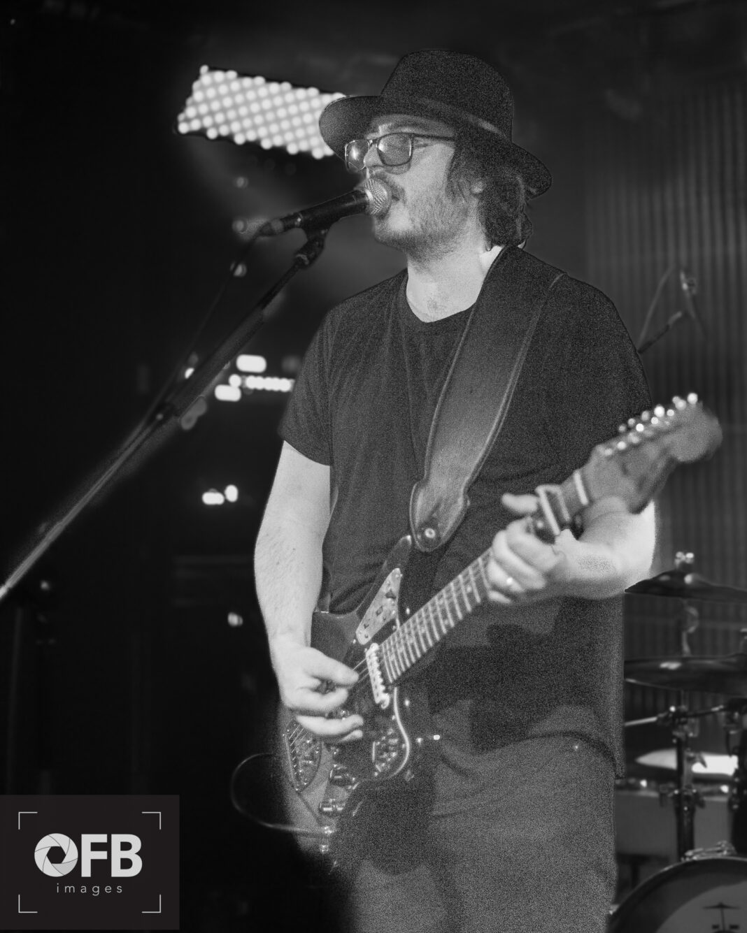 Iain McLaughlin & The Outsiders 2/3/24 - Images - IGigs
